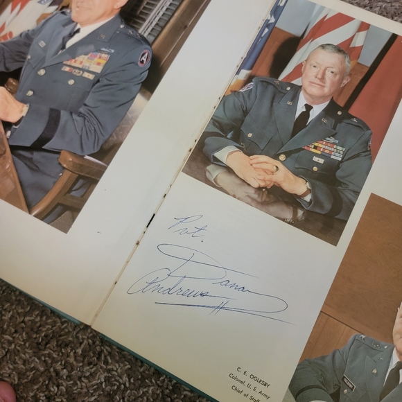Other | Us Army Infantry Book With Signed Autographs And Writen ...